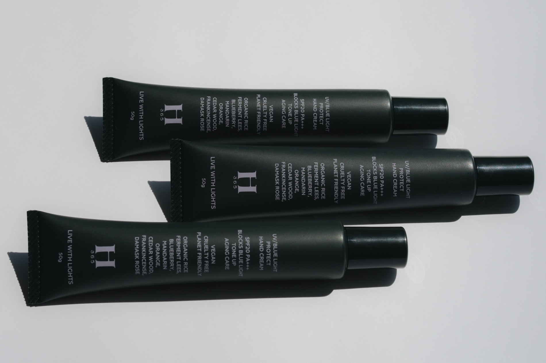 UV＆ブルーライトカット、ラベンダーカラーでトーンアップも オーガニックハンドクリーム「H365」 | esthete