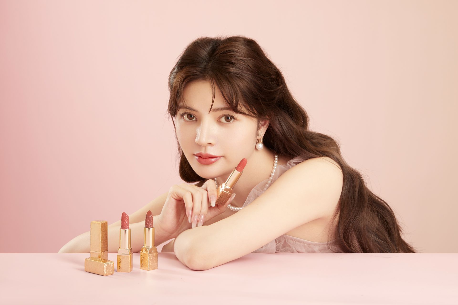 ミルフィーから妖精の魔法の粉をイメージした「フェアリールージュ」 ゴールドパッケージ、全6色展開 | esthete